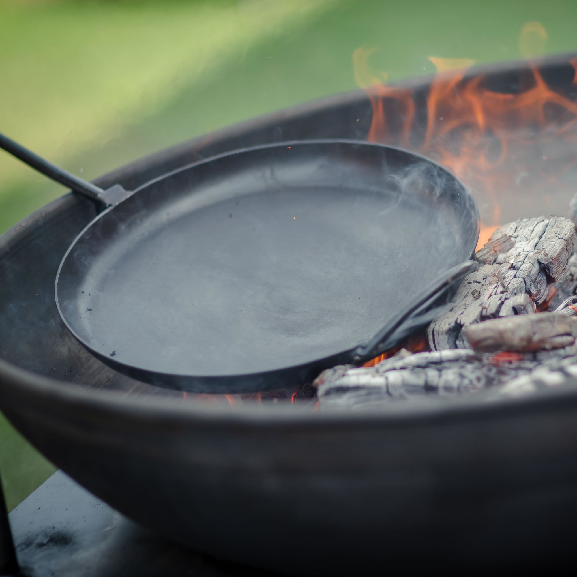 Firepits UK Long Handled Pan